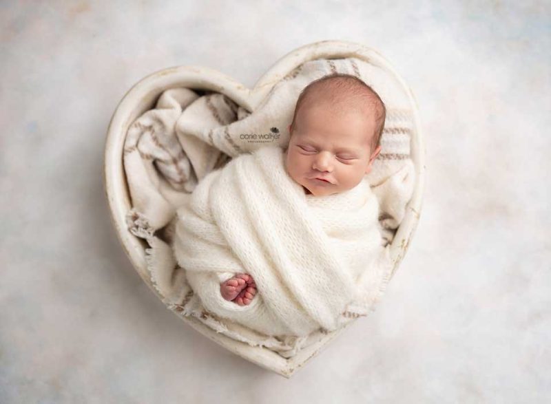15 Adorable Swaddled Newborn Photos - Corie Walker Photography ...